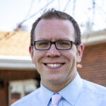 健康教会九标志 - 作者 - Eric Brown